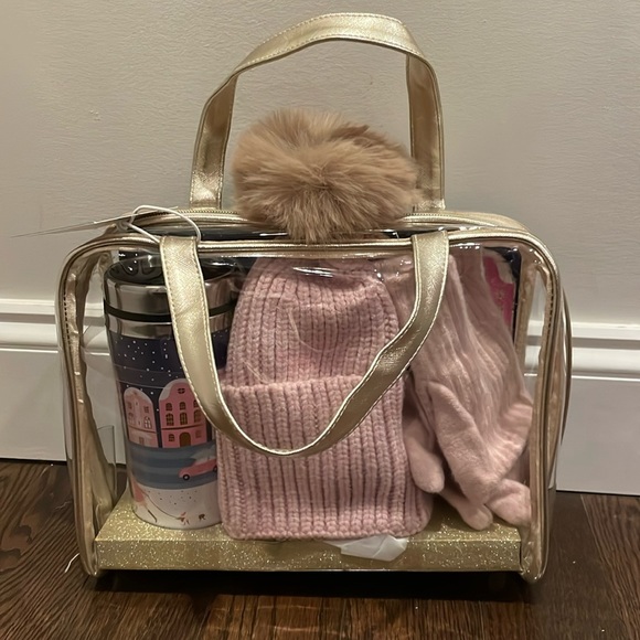 peppermint & pine | Accessories | Peppermint Pine 4 Piece Gift Set ...